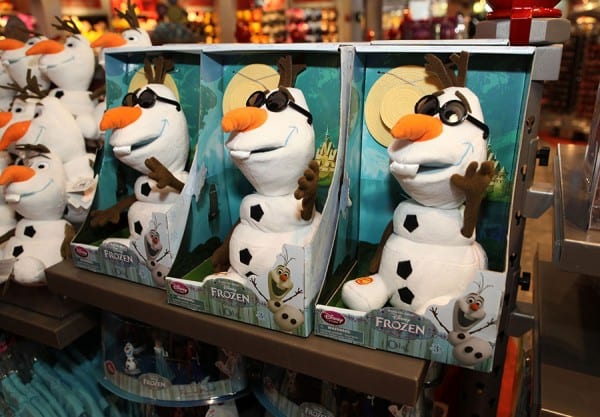 Disney Parks get festive for the new film “Frozen!” | The Main Street Mouse