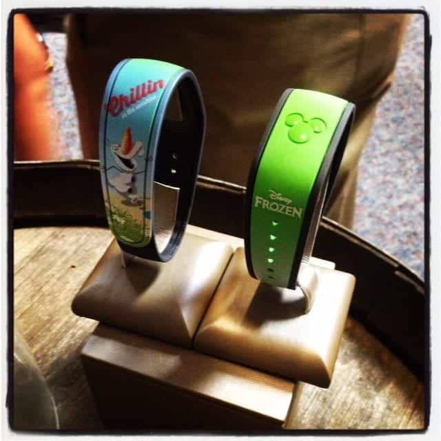 New “Talking Olaf” Magic Bands at Hollywood Studios ~ Limited Edition ...