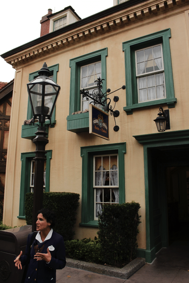 A Review Of The World Showcase’s Destinations Discovered Tour Part 2 ...