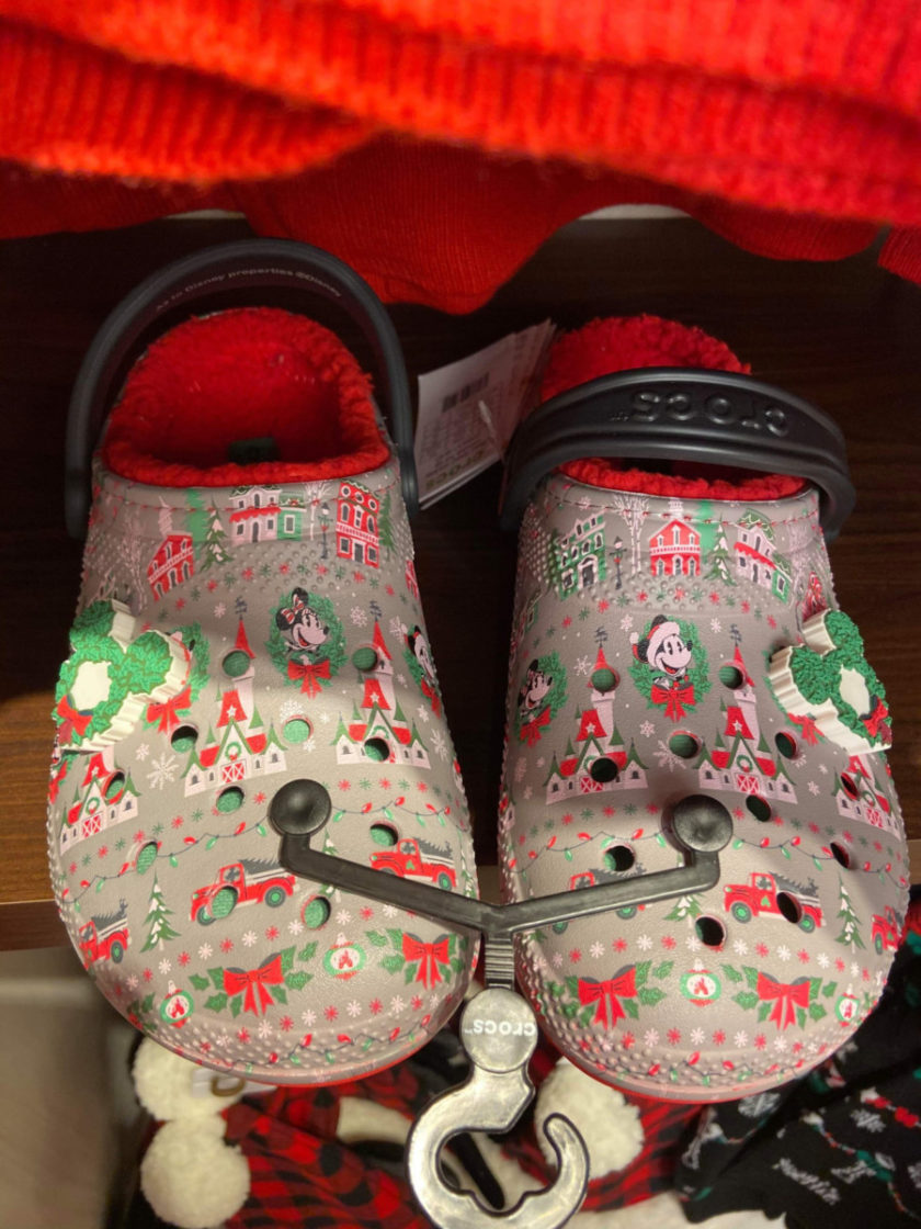 Disney Christmas Crocs? Oh Yes! #DisneyHolidays | The Main Street Mouse