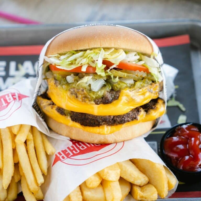 Fatburger Is Coming To Florida! | The Main Street Mouse