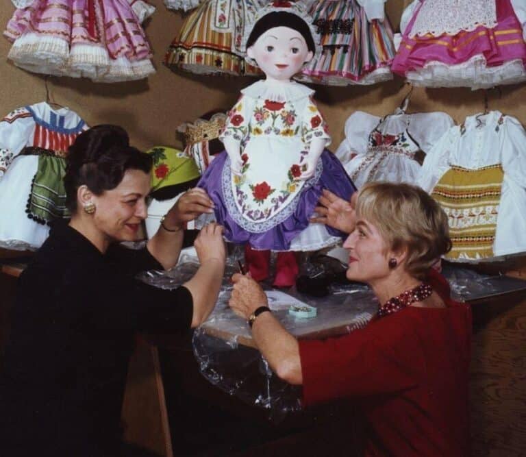 Disney Legend Alice Davis Passes Away at the Age of 93 | The Main ...