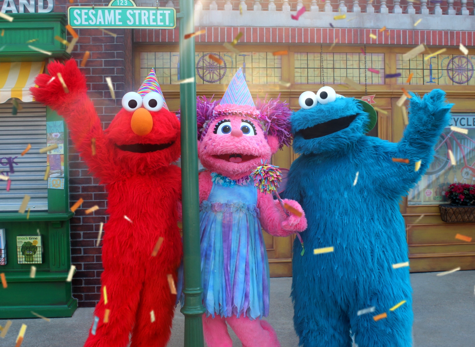 SeaWorld Orlando Kicks-Off Sesame Street Land’s 5th Birthday | The Main ...