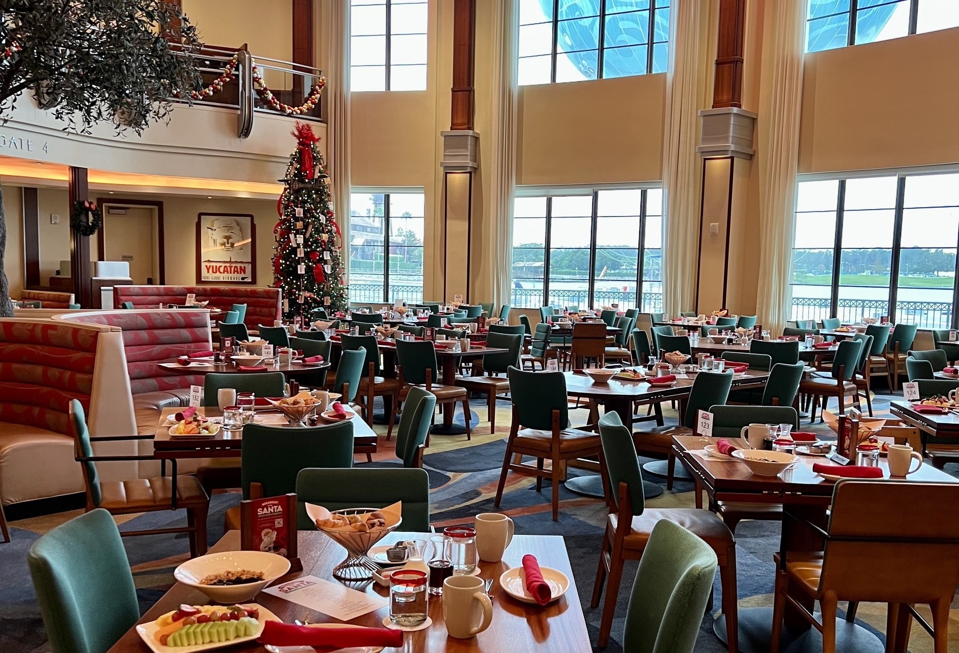 Dine with Santa This Holiday Season at Maria and Enzo’s | The Main ...