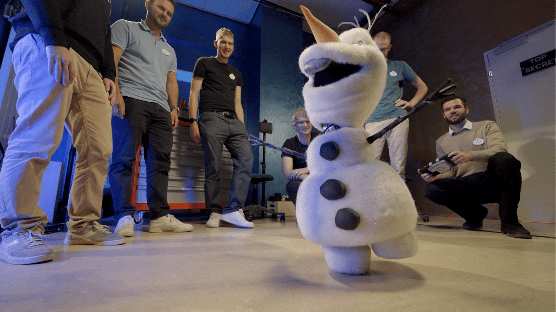 Meet the New Next-Generation Olaf Robotic Character from Disney ...