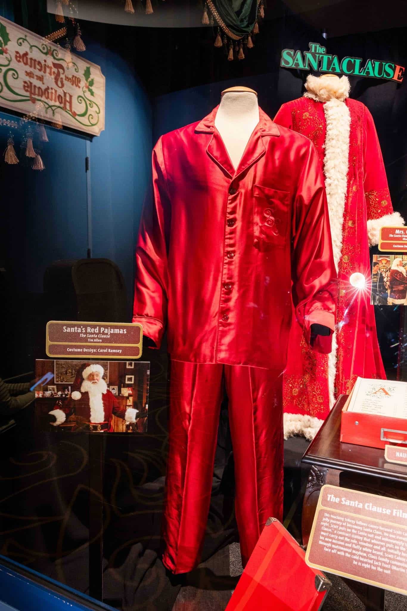 Walt Disney Presents- Props and Costumes from The Muppets Christmas ...